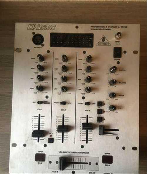 Микшерный пульт dj Behringer dx 626