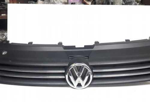 Решетка радиатора VW Polo (Sed RUS) 2011-2020