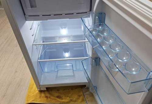 Компактный холодильник Бирюса 108