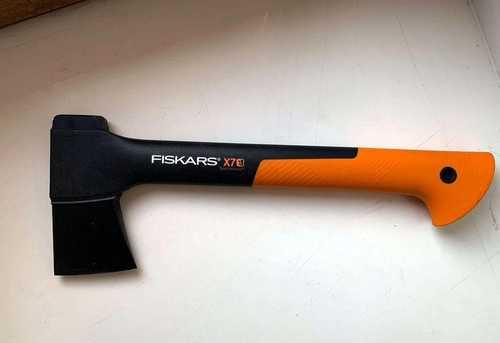 Топор Fiskars x7