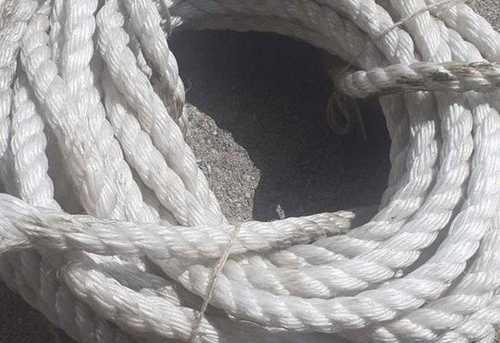 Верёвка ручной работы, плетёная 25м, диам. 20мм