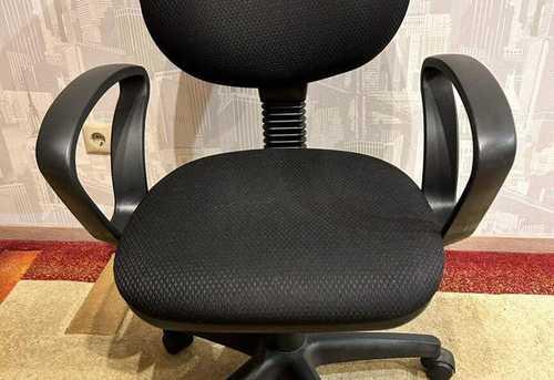 Продаю офисное кресло б/у