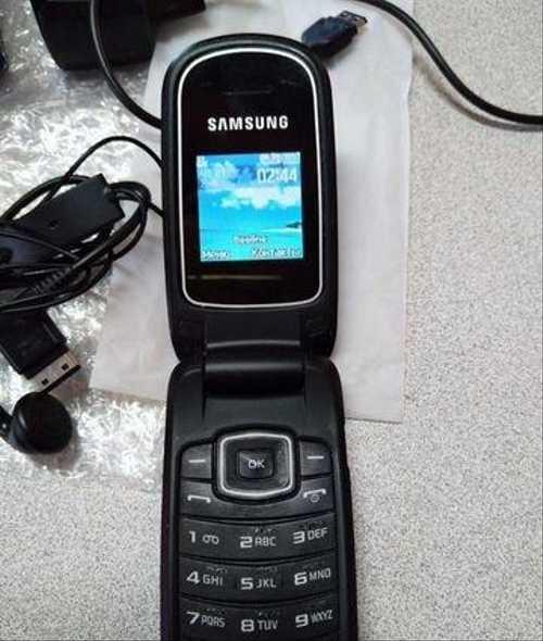 Телефон Samsung GT-E1150 C