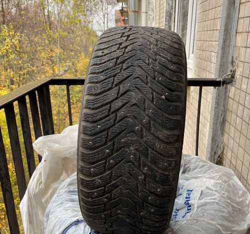 Nokian Tyres Hakkapeliitta 8 225/50 R17 98