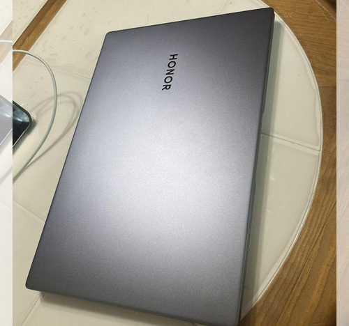 Honor magicbook x15 i3 8/256 (BBR-WAI9)