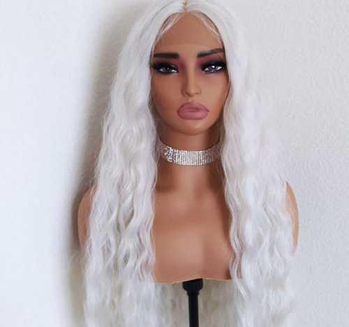 Парик серебристый блонд на сетке lace front 100см