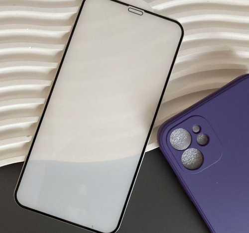 Стекло защитное и чехол матовый на iPhone 11