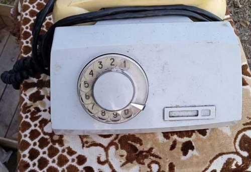 Старый телефон советский