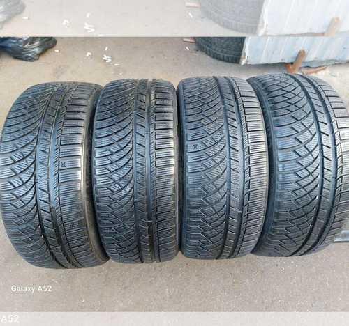 Kumho WinterCraft WP72 245/40 R19 98V