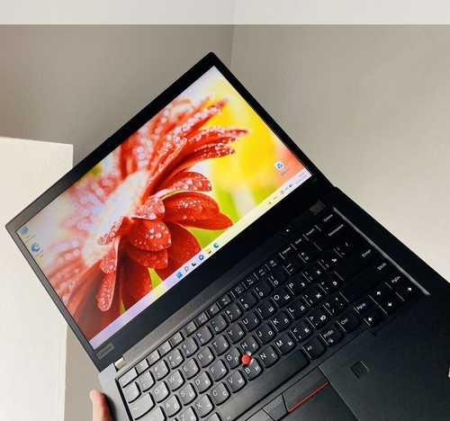 Thinkpad T14 Core i7 + 16RAM