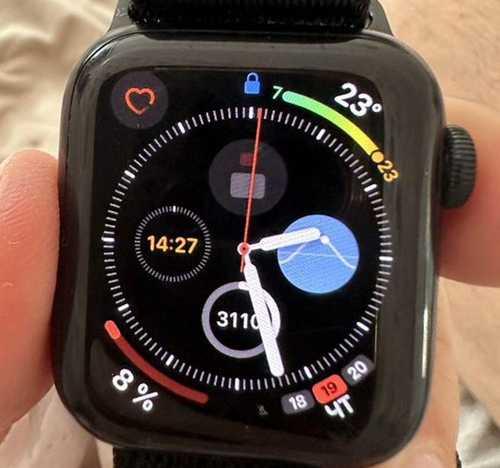 Смарт-часы apple watch se2