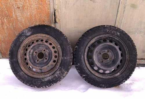 2 зимних шипованных колеса R15 4 х 114.3