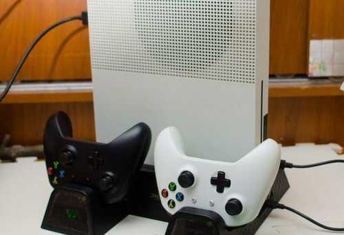 Xbox One S 500 gb (большой комплект)