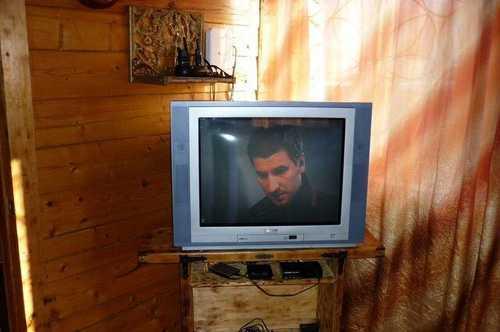 Телевизор Томпсон 32 см