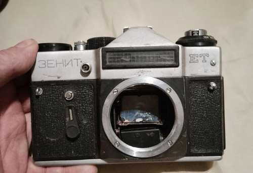 Плёночный фотоаппарат Зенит без объектива