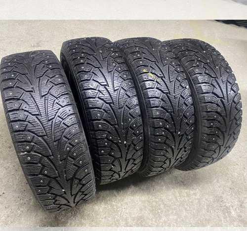 Hankook Winter I'Pike 215/65 R17