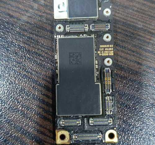 Материнская плата iPhone 11