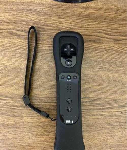 Nintendo Wii Remoute + Motion Plus