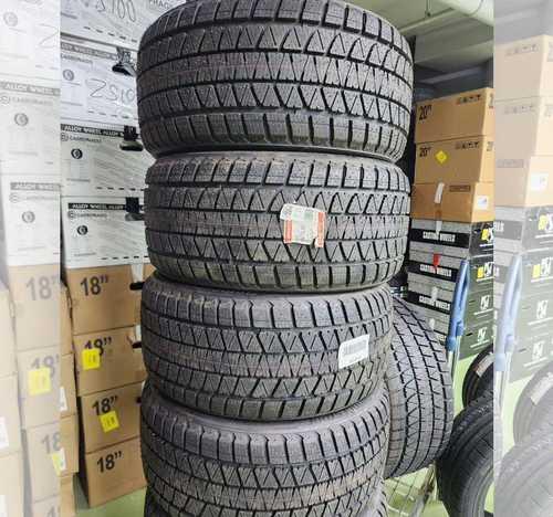 Bridgestone Blizzak DM-V3 295/35 R21