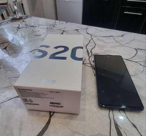 Samsung Galaxy S20 FE, 6/128 ГБ