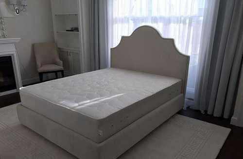 Кровать двухспальная в стиле прованс