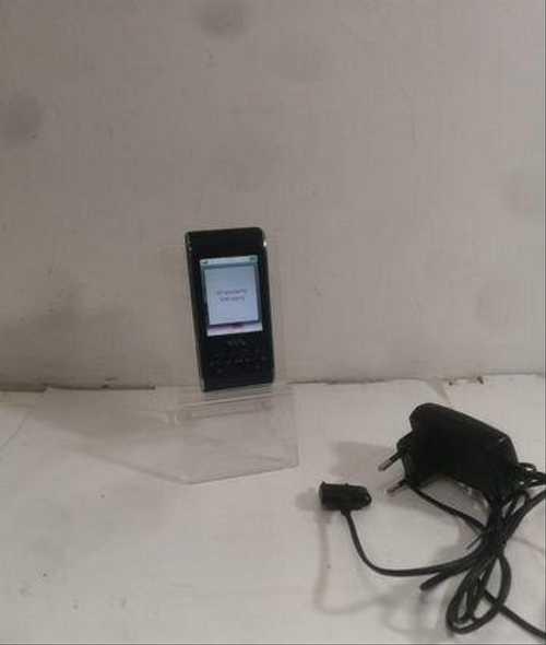 Кнопочный телефон слайдер Sony Ericsson W595
