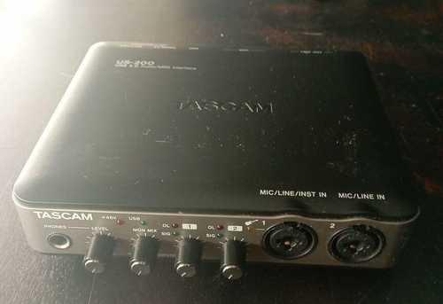 Внешняя звуковая карта Tascam US-200