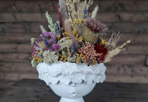 Интерьерная цветочная композиция из сухоцветов