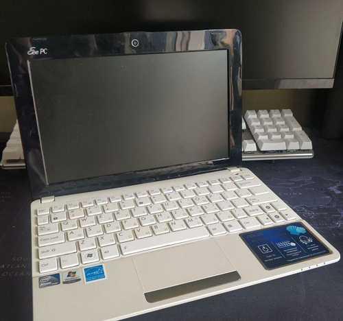 Asus eee pc 1015px