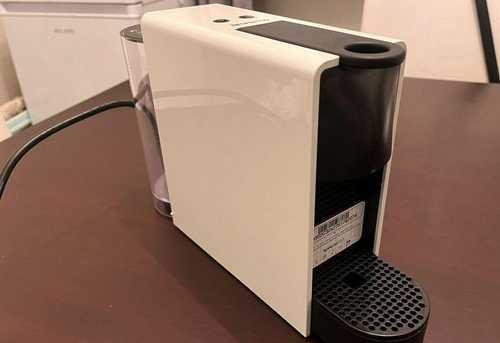 Капсульная кофемашина Nespresso Essenza Mini C30