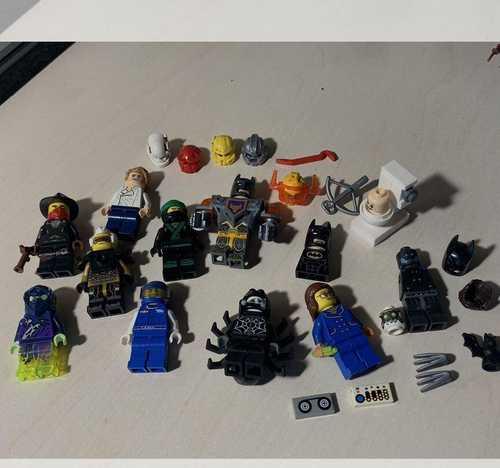 Lego minifigures