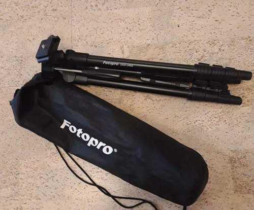 Штатив для фотоаппарата Fotopro Digi-3400