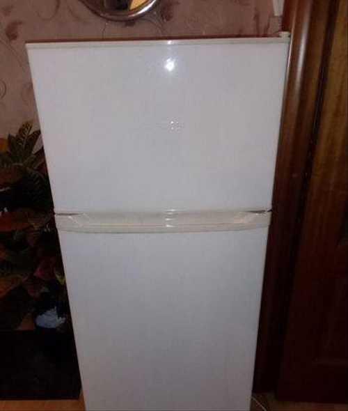 Холодильник бежевый Nordfrost NRT 143 732