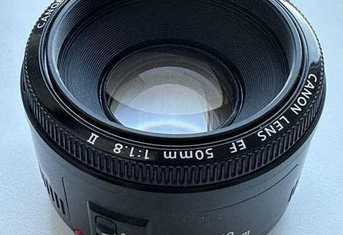 Объектив Canon EF 50mm F:1.8 STM II с блендой