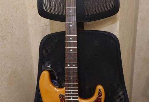Fender American Deluxe Stratocaster 2004 г