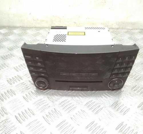 Магнитола Mercedes-Benz E-Класс W211/S211 2004