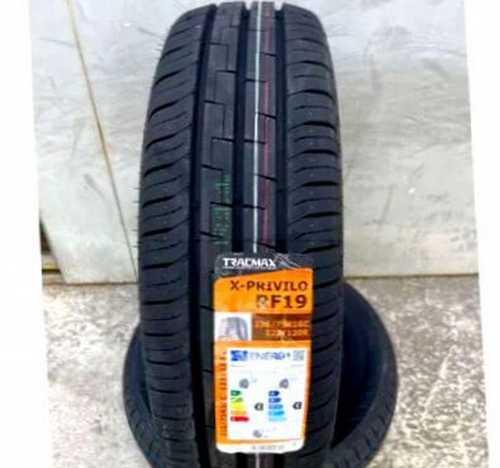 Tracmax X-Privilo RF-19 225/75 R16C