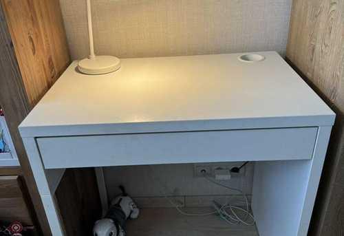 Письменный стол IKEA mikke