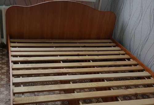 Кровать двуспальная 160х200
