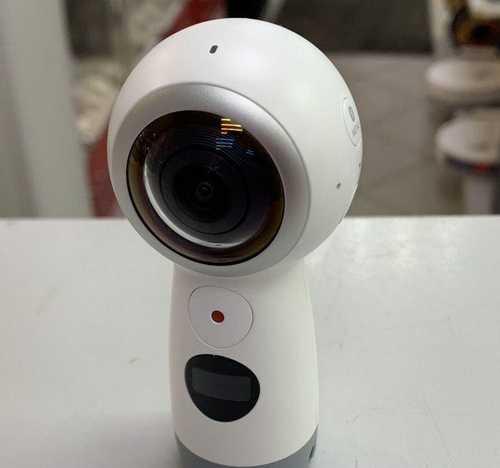 Л44) Samsung Камера Gear 360