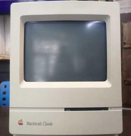 Apple Macintosh Classic M1420