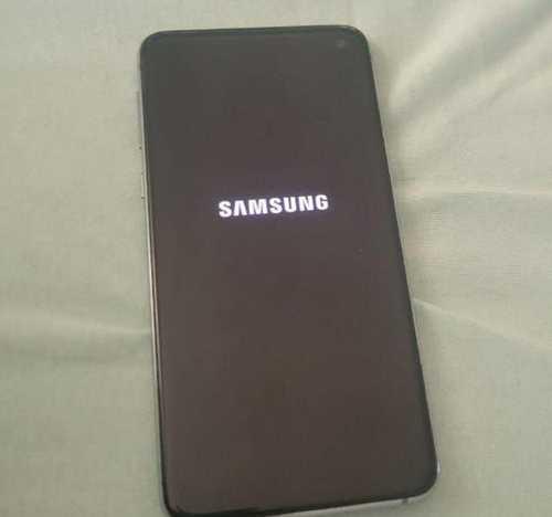 Samsung Galaxy S10, 6/128 ГБ