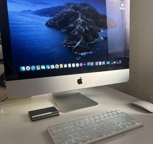 Apple iMac 21.5 2013 Отличный