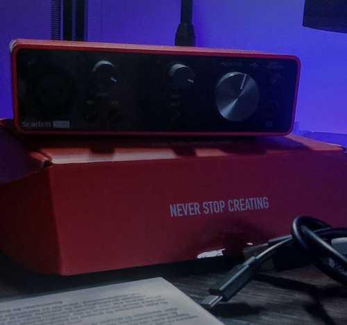 Focusrite scarlett 2i2