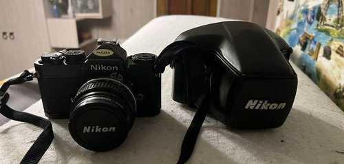 Пленочный фотоаппарат Nikon FE