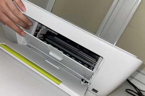 Многофункциональный принтер HP DeskJet 2130