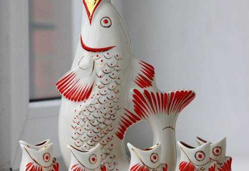 Фарфоровый графин рыба и 6 рыбок СССР