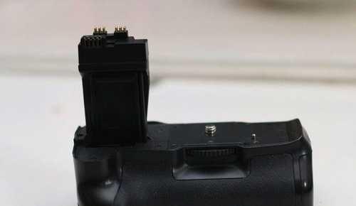 Батарейный блок Canon BG-E8 Battery Grip