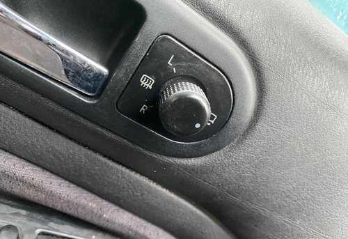 Кнопка регулировки зеркал Volkswagen Bora 4