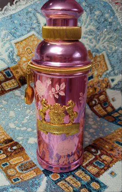 Rose Oud от Alexandre J